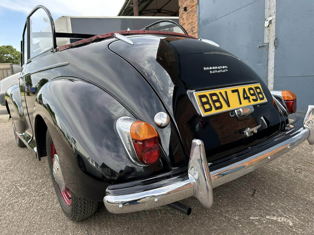 Morris Minor Convertible - BBV749B - Richard Lee Classic Cars